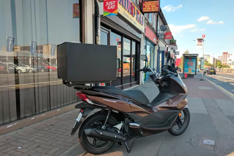 Honda & Suzuki Delivery Scooters for Sale | John's of Romford